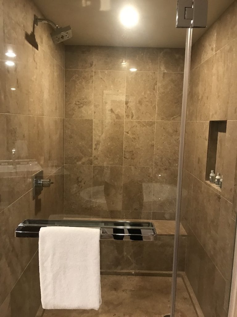 Aria Tower vs. Sky Suites: Which is Best? - Best Las Vegas Hotel Suites